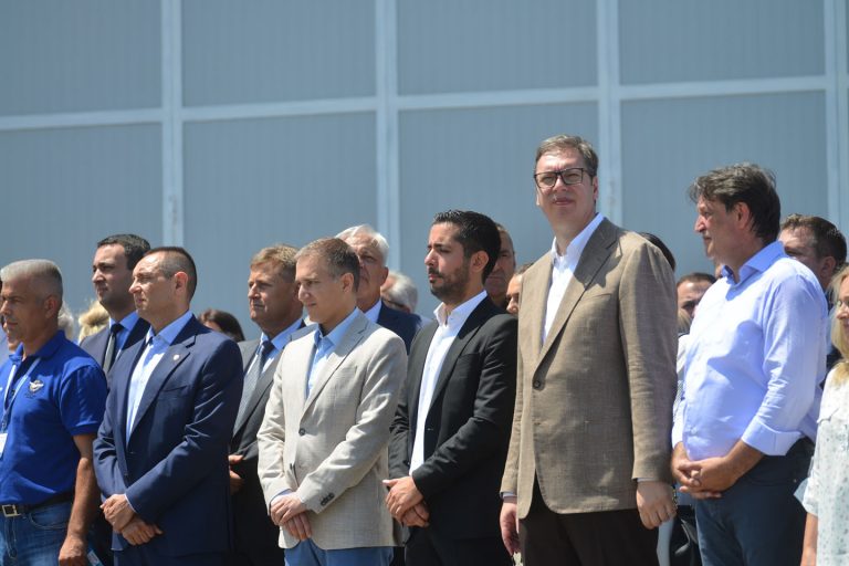 Principi Džingis-kana u srpskoj verziji: Svi Vučićevi ljudi - Vreme