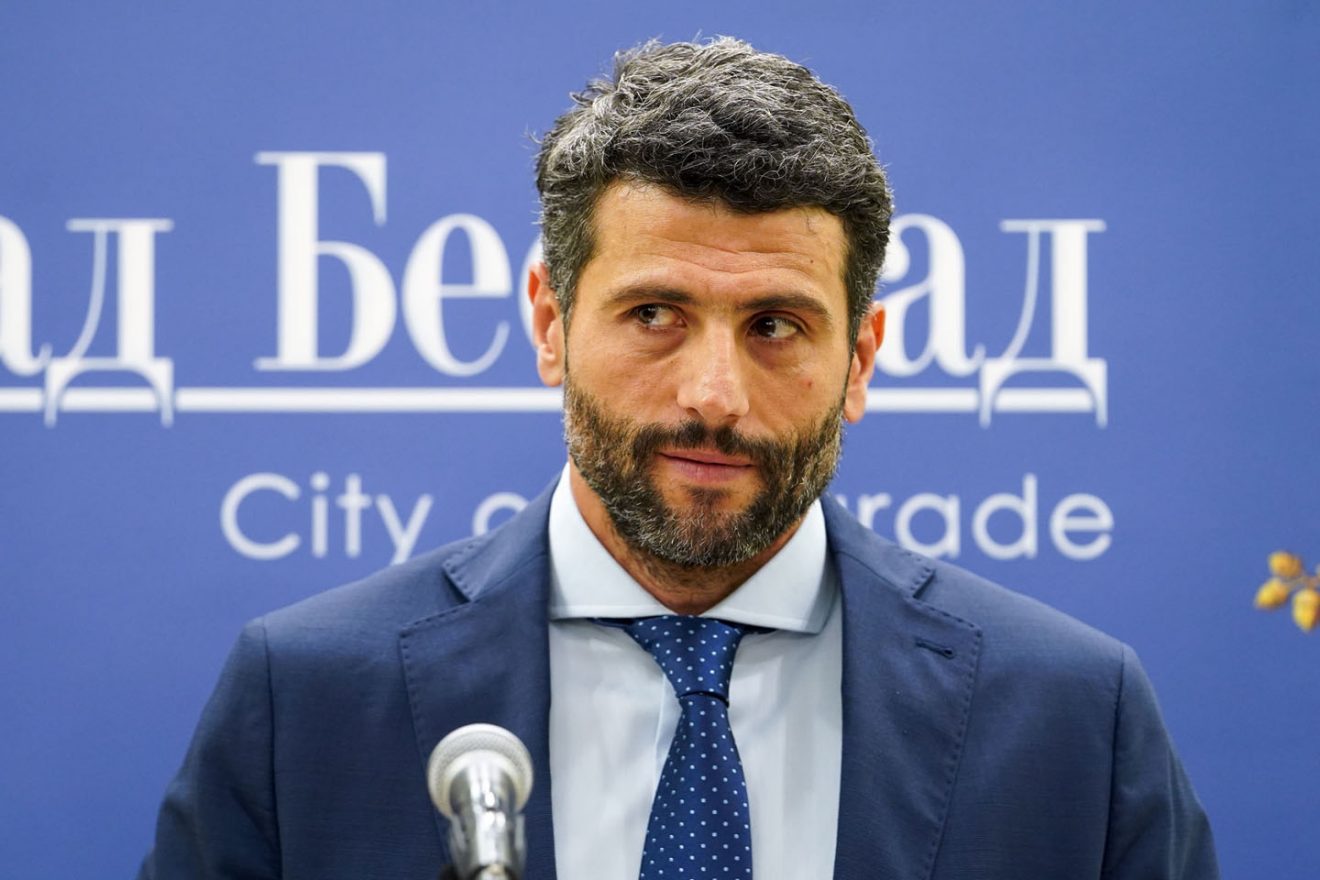 Does Šapić have an apartment in Barcelona? - Time