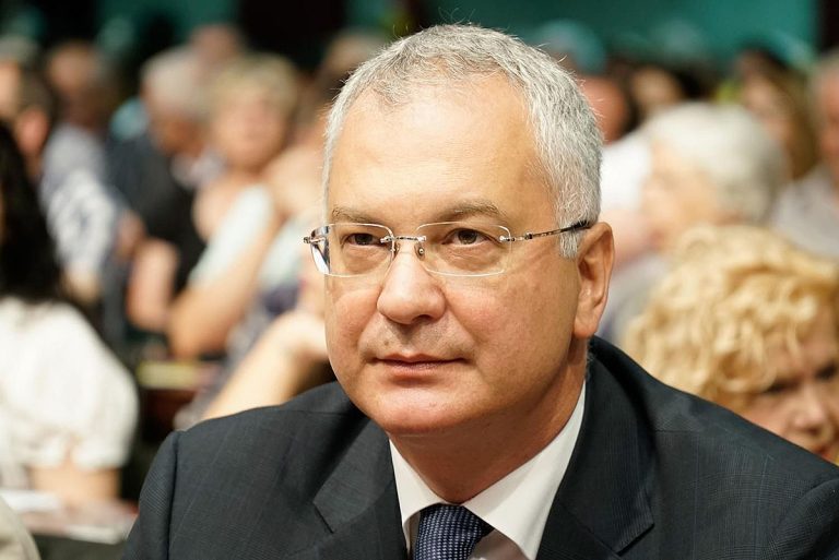 Dragan Šutanovac zvanično novi ambasador Srbije u SAD - Vreme