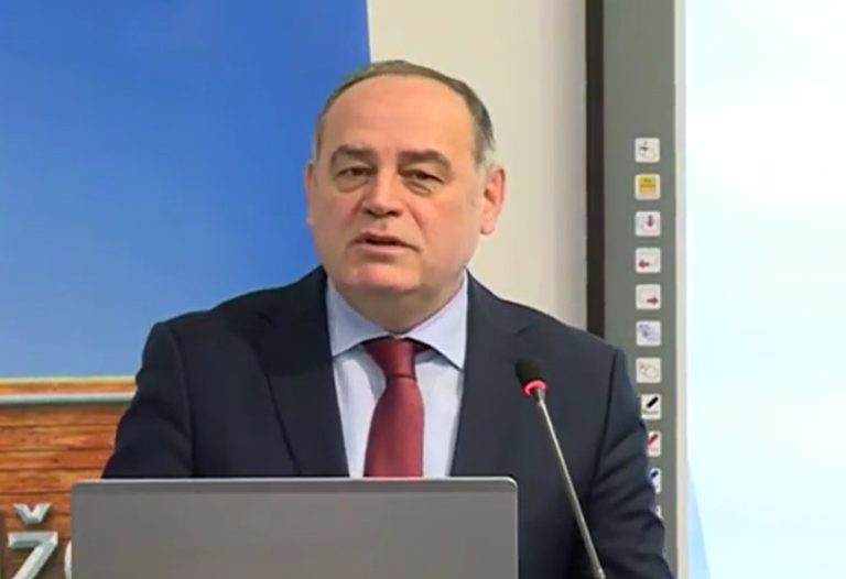 Uhapšen bivši potpredsednik Vlade Crne Gore Milutin Simović - Vreme